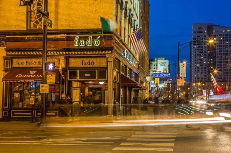 The Best Irish Pubs in Chicago to for Beer & Whisky - Go Visit Chicago