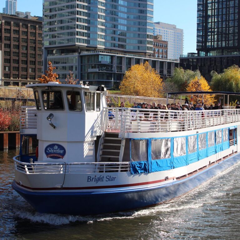 Shoreline Sightseeing - Go Visit Chicago